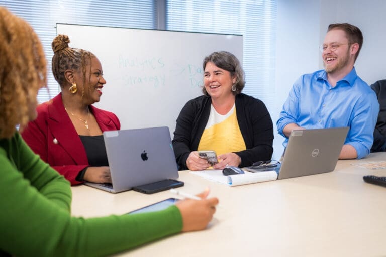 Stratacomm - Stratacomm