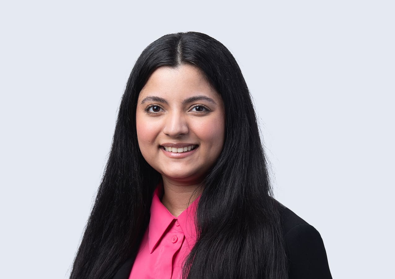 Riya Arora - Stratacomm